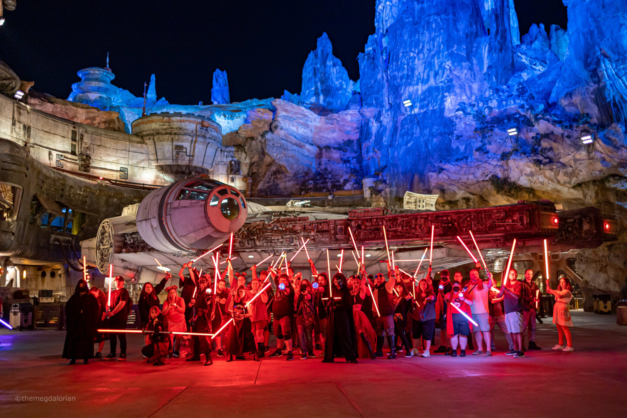Event & Lightsaber Meetup Photos | Galaxy's Edge Photos