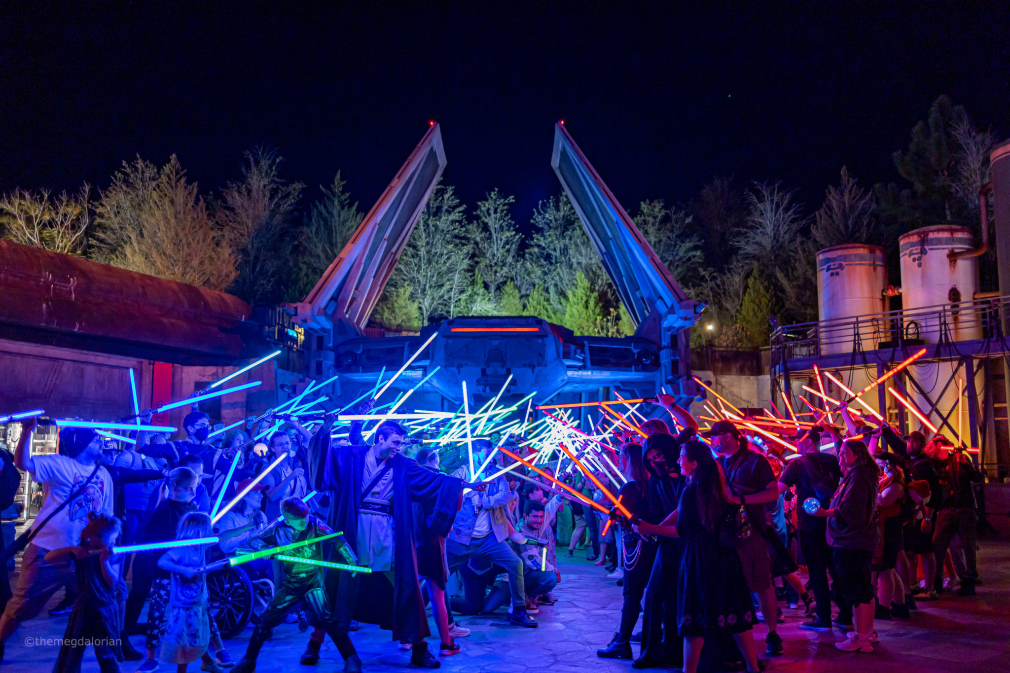 Event & Lightsaber Meetup Photos | Galaxy's Edge Photos