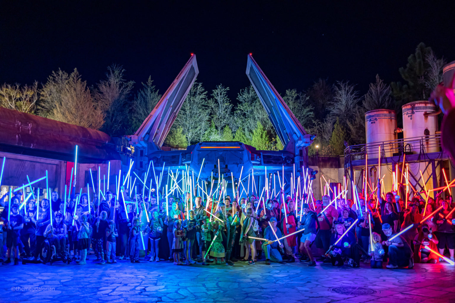 Event & Lightsaber Meetup Photos | Galaxy's Edge Photos