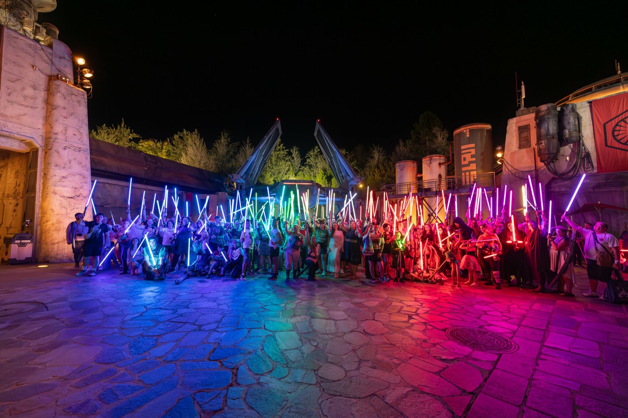 Event & Lightsaber Meetup Photos | Galaxy's Edge Photos